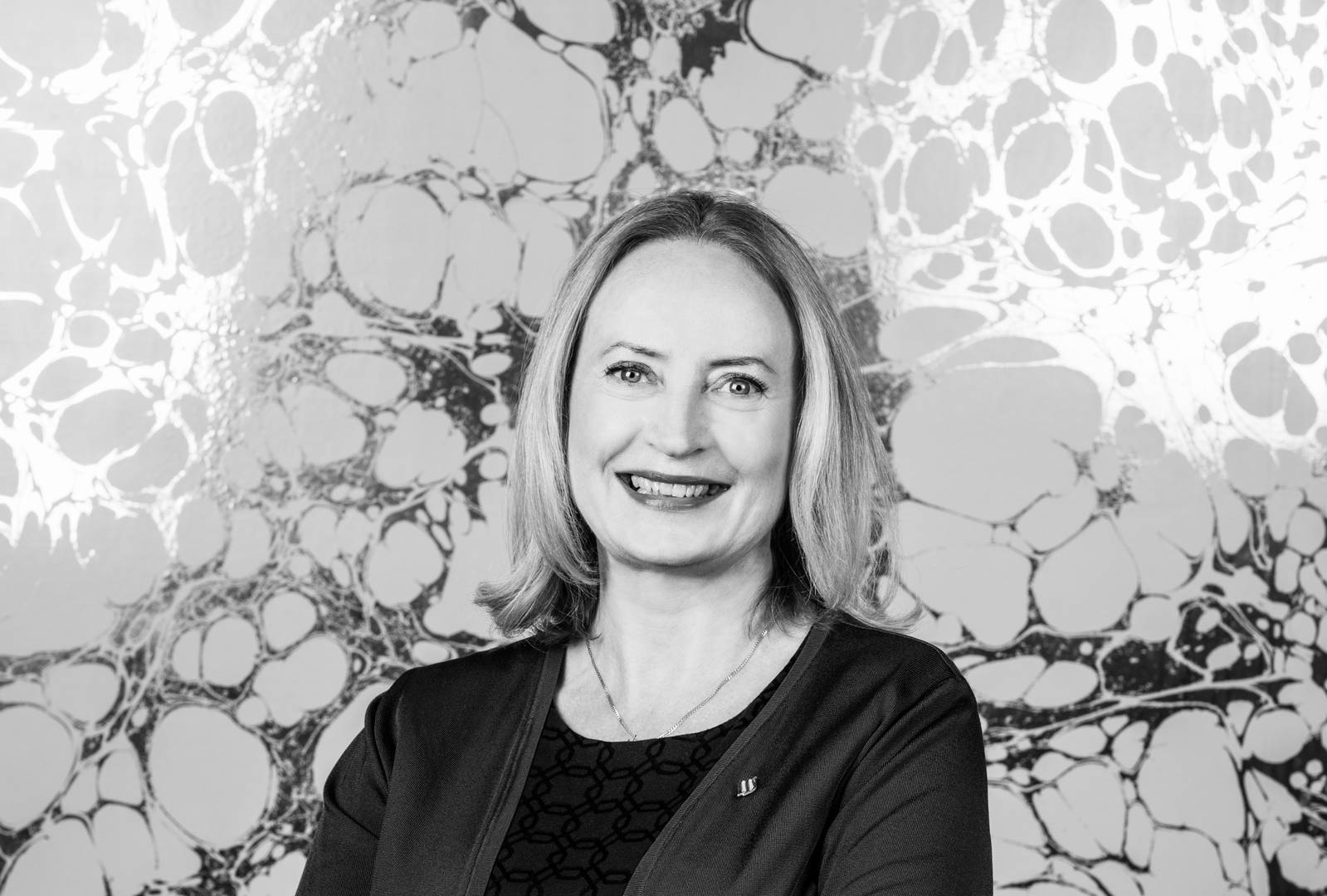 Behind the Scenes of Festive Elegance with Una Lydon, the Director of ...