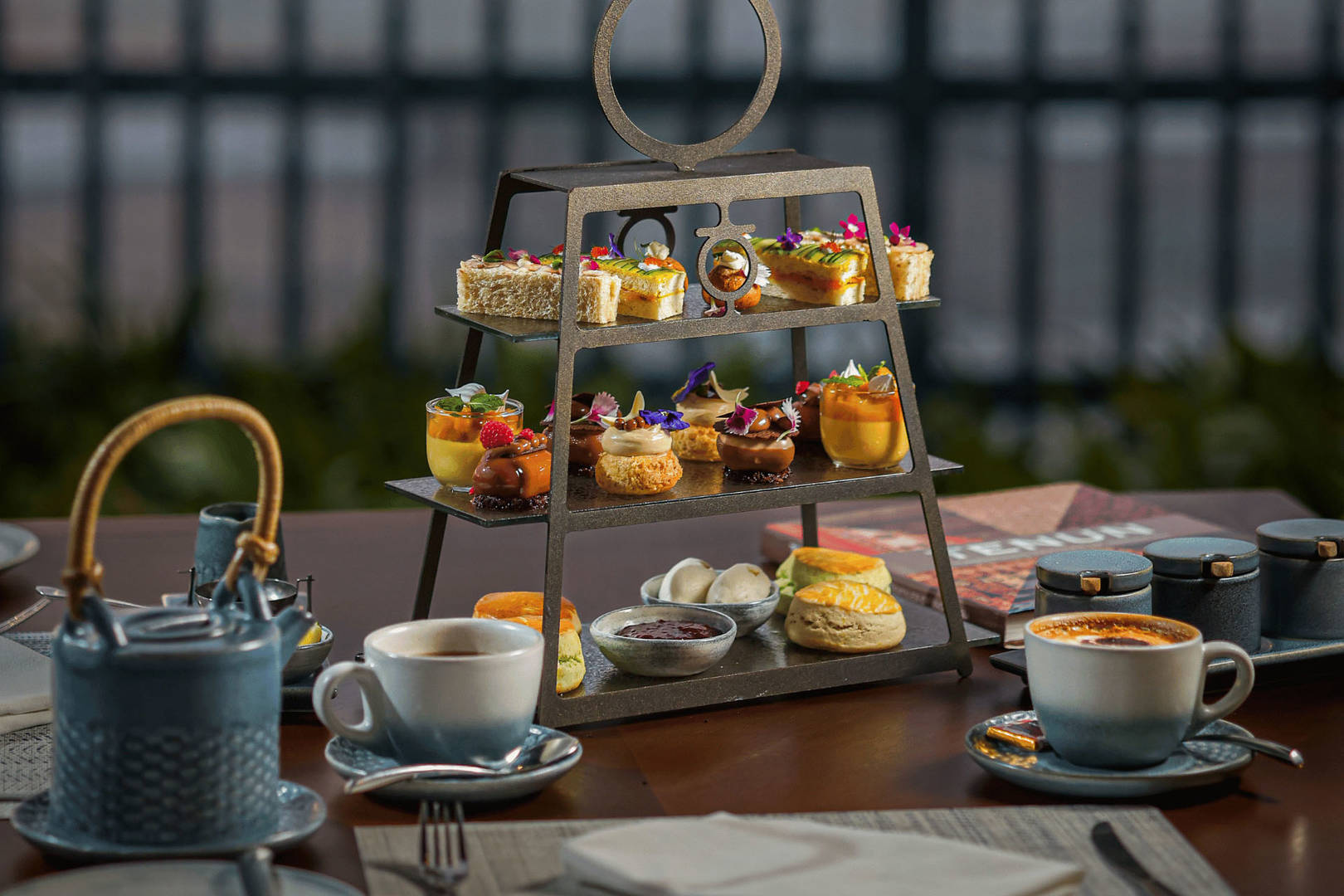 Maja Sunset Lounge | Scenic Bar Restaurant in Jumeirah Bali