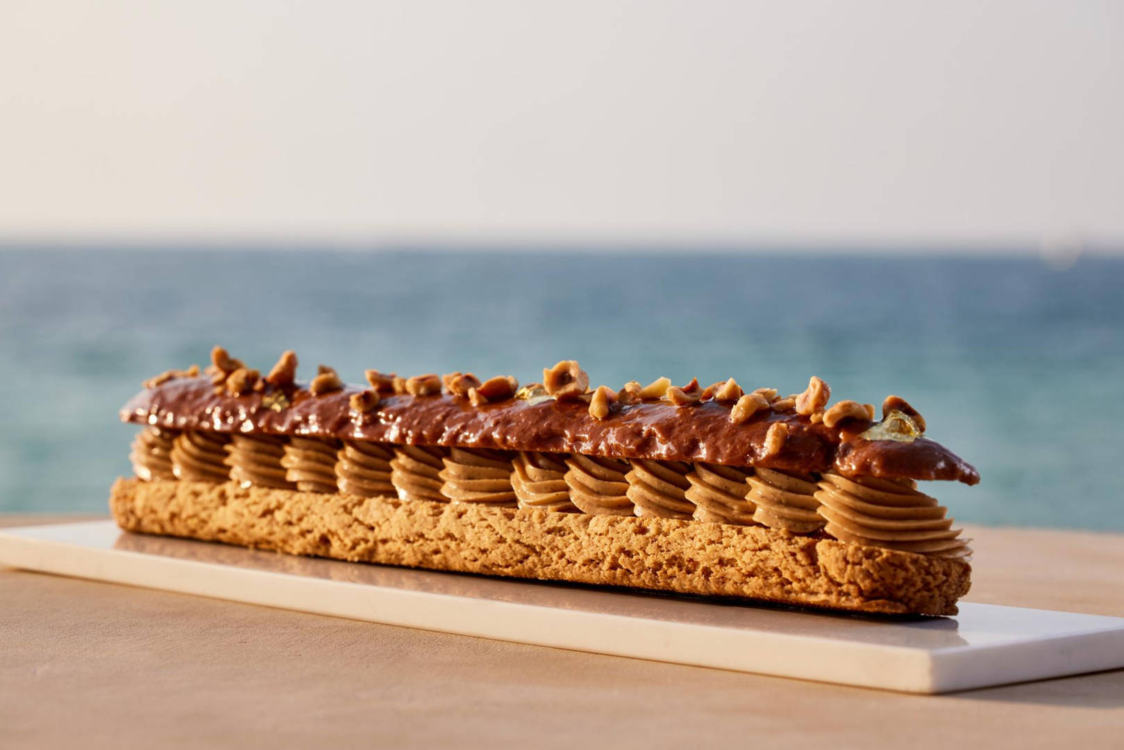 French Riviera Beach | Exquisite Beachside Dining | Jumeirah Al Qasr