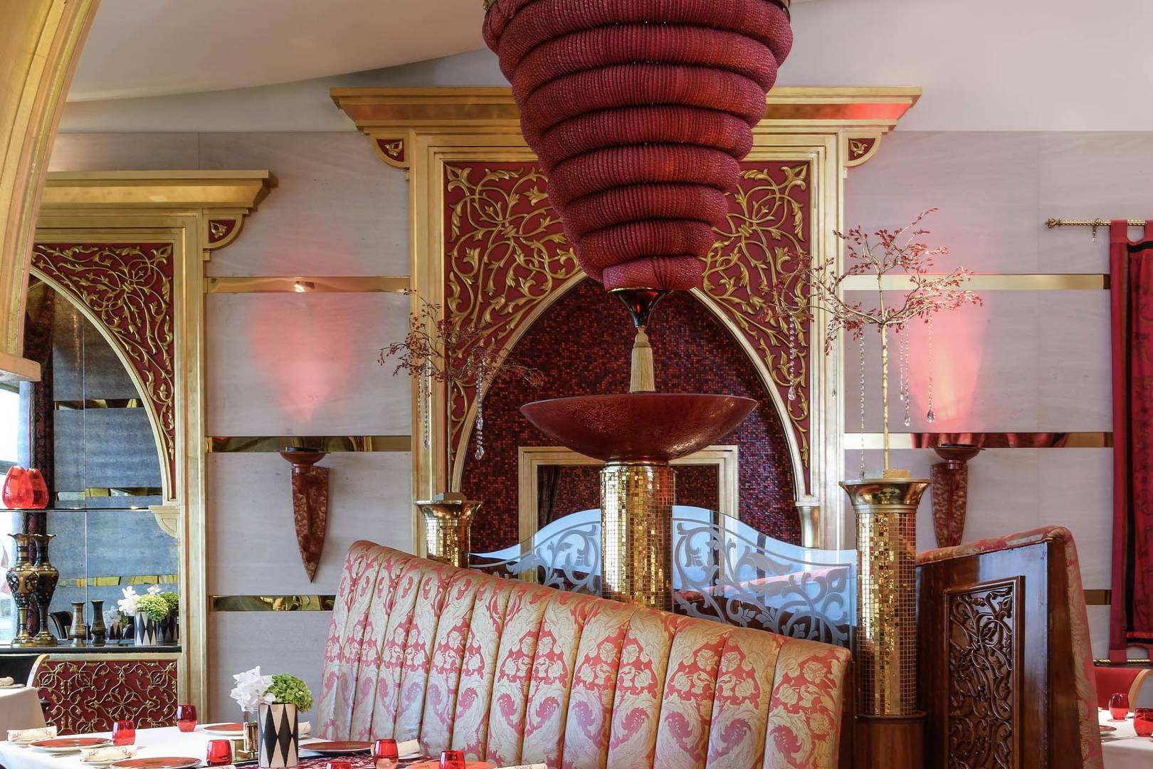 Al Iwan | Arabic Restaurant at Jumeirah Burj Al Arab, Dubai