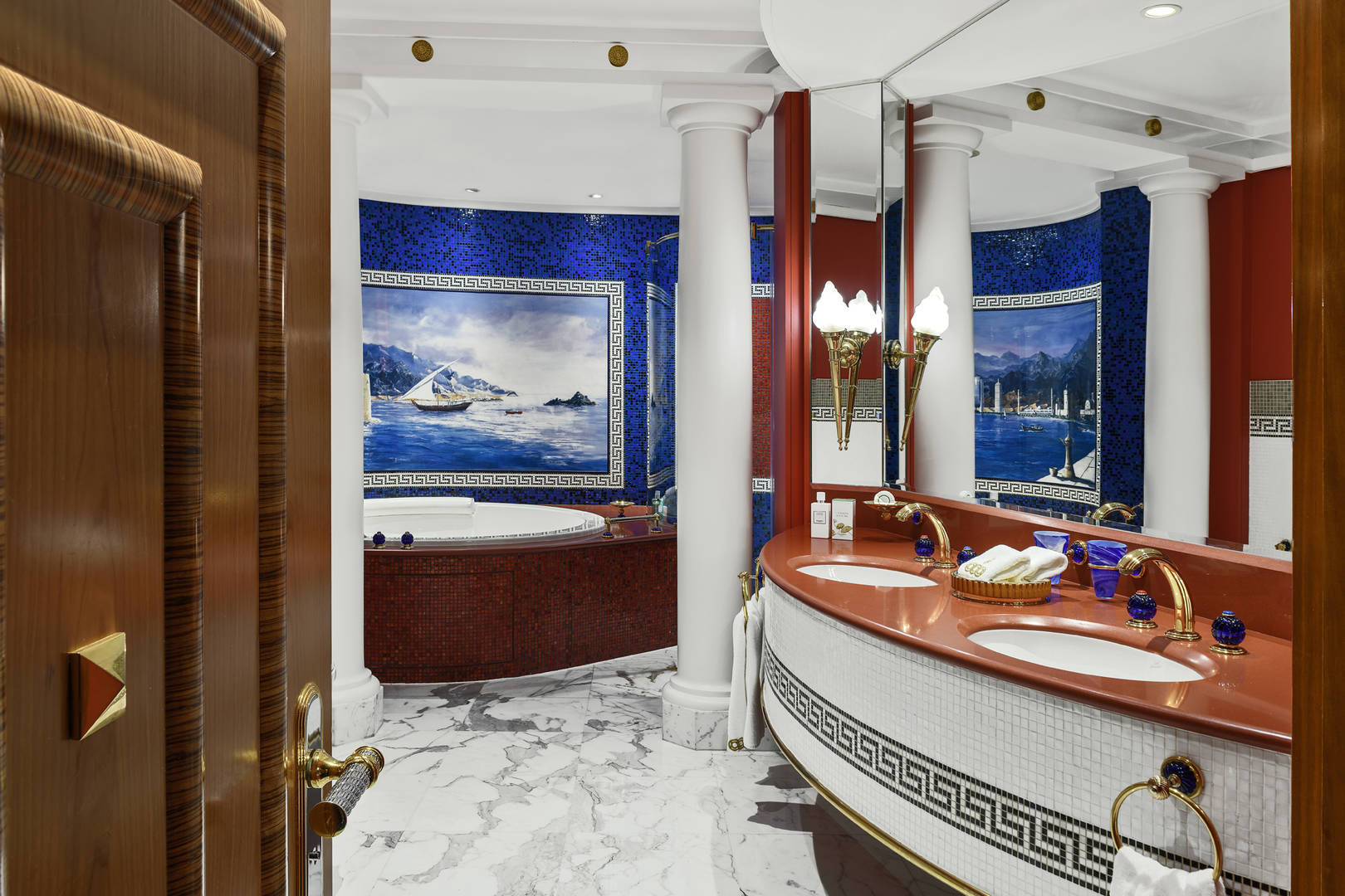 Deluxe Marina Suite l Jumeirah Burj Al Arab