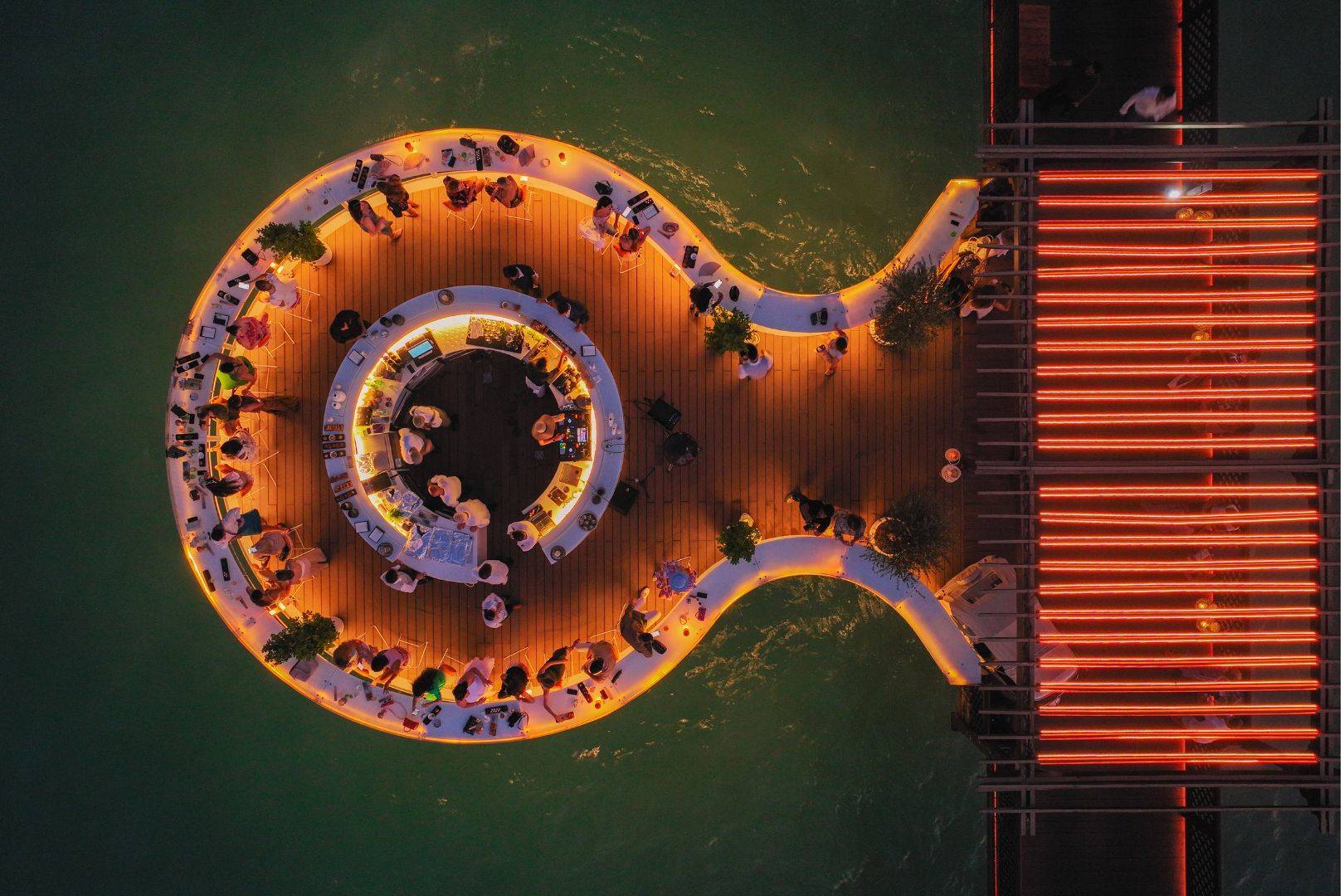 Pierchic | Award-Winning Italian Restaurant at Jumeirah Al Qasr, Dubai