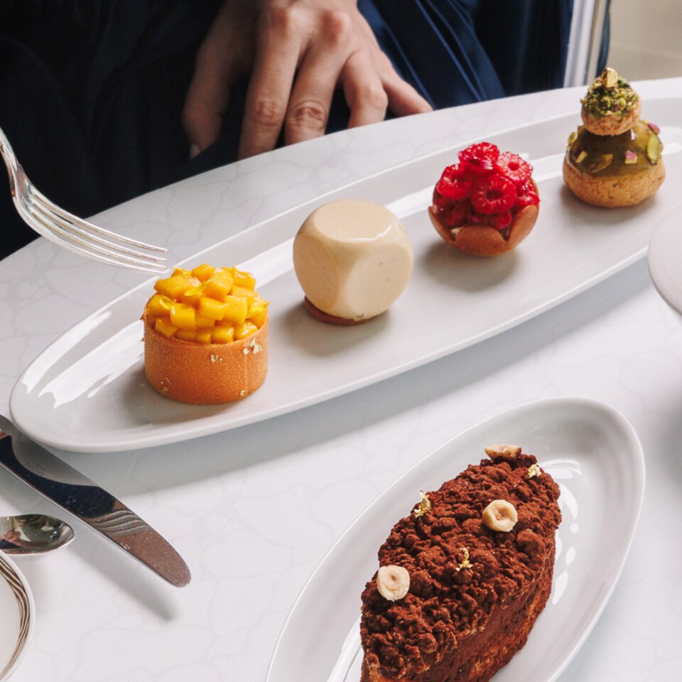 Sahn Eddar | Multi-cuisine Restaurant at Jumeirah Burj Al Arab, Dubai